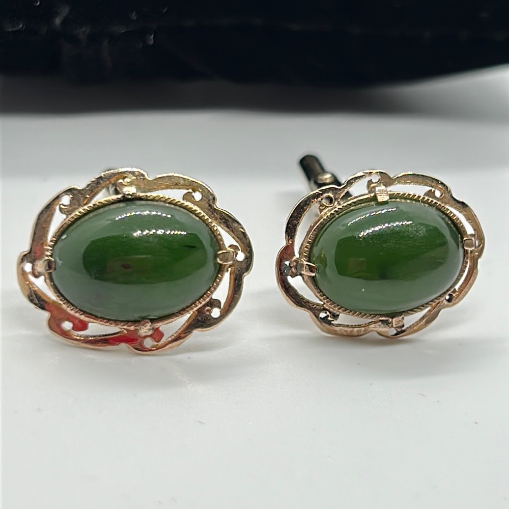 Natural Imperial Hand Carved Nephrite Jade Man's Cuff… - Gem